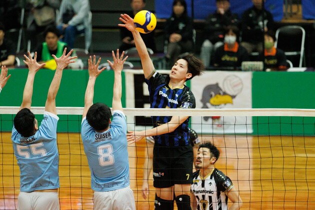 【試合結果】第72回黒鷲旗 全日本男女選抜バレーボール大会 グループ戦 第1戦 VS SUISEN - スポーツナビ