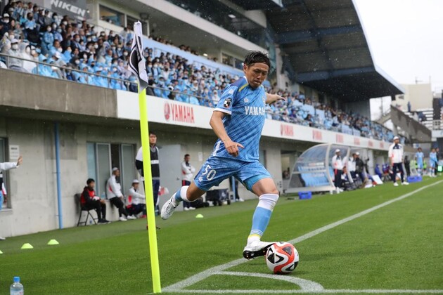 J30周年のMVPに輝いた43歳・遠藤保仁が語る チームを勝たせるための“術” - スポーツナビ