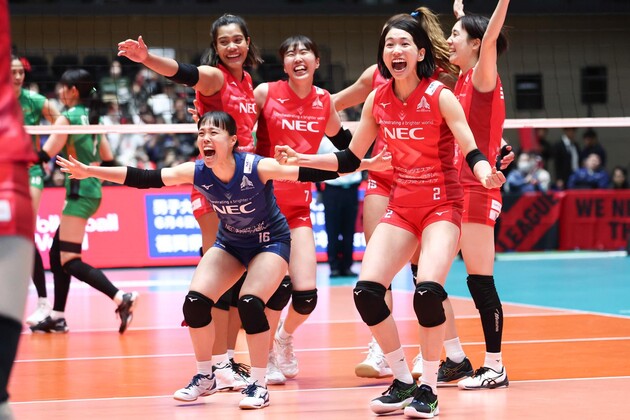【バレー/Vリーグ】V1男子・東京GBがホームの大観衆の中2連勝！V1女子・NECが無敗のJTを下し初の連覇達成！ - スポーツナビ