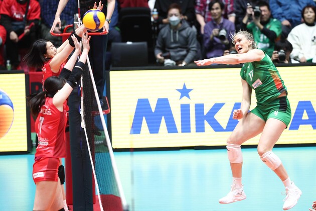 【バレー/Vリーグ】V1男子・東京GBがホームの大観衆の中2連勝！V1女子・NECが無敗のJTを下し初の連覇達成！ - スポーツナビ