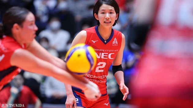 V1女子 ファイナルステージ4の初戦を戦い、NECレッドロケッツの金子監督と選手が心の内を語る【V1女子 / NECレッドロケッツ】 - スポーツナビ