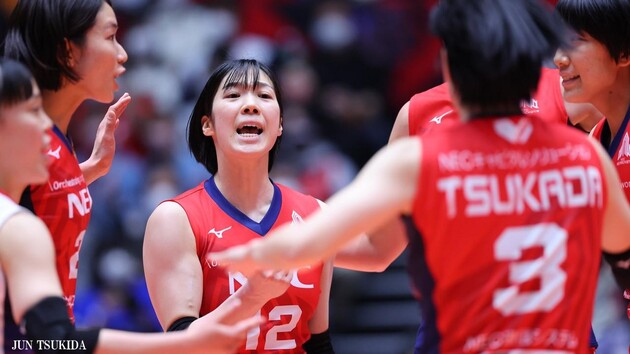 V1女子 ファイナルステージ4の初戦を戦い、NECレッドロケッツの金子監督と選手が心の内を語る【V1女子 / NECレッドロケッツ】 - スポーツナビ