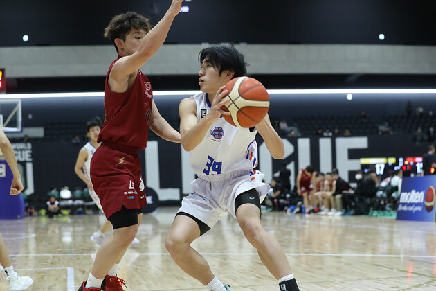 「B.LEAGUE U18 CHAMPIONSHIP 2023」が開幕、3連覇を目指す北海道 U18は大勝で好発進 - スポーツナビ