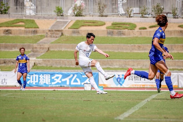 後半に3失点 上位の沖縄SVに完敗｜5/18(日) JFL第9節 vs 沖縄SV ハイライト、レビュー、監督コメント - スポーツナビ