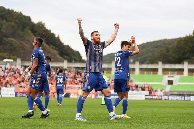 蔚山現代のマルティン・アダムがKリーグラウンドMVPに選出！1G1Aの活躍で17年ぶり優勝もたらす - スポーツナビ