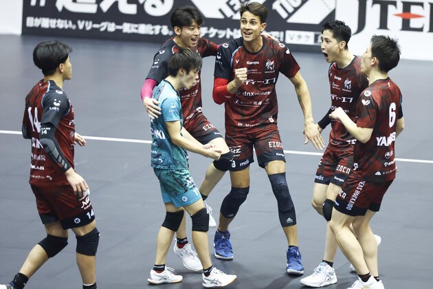 【バレー/Vリーグ】V1女子・NECがホーム開幕戦で好発進！V2女子が上田市とたつの市で本日開幕 - スポーツナビ